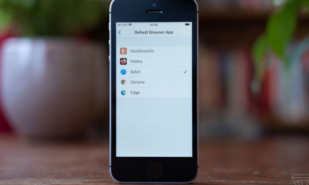 Here are the browsers iOS 14 now lets you set as default - The Verge ...