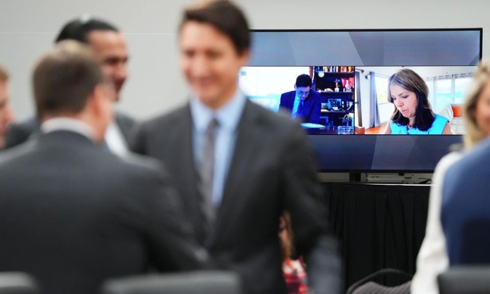 Trudeau slams Alberta premier for breaking with 'Team Canada ...