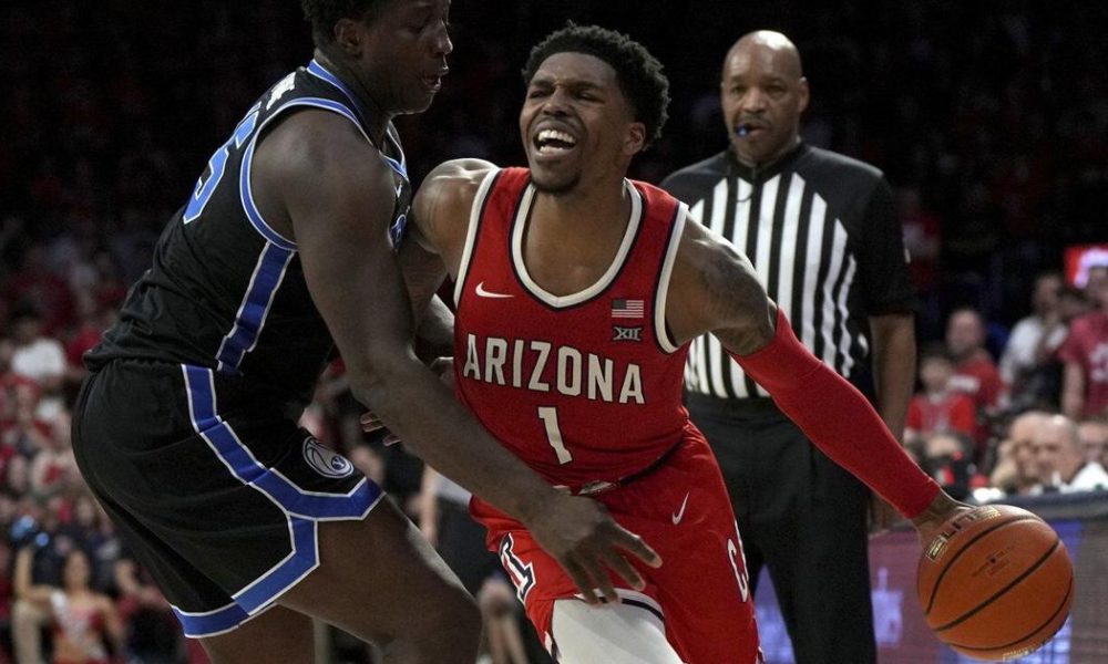 Arizona apologizes for 'unacceptable chant' from fans at end of ...